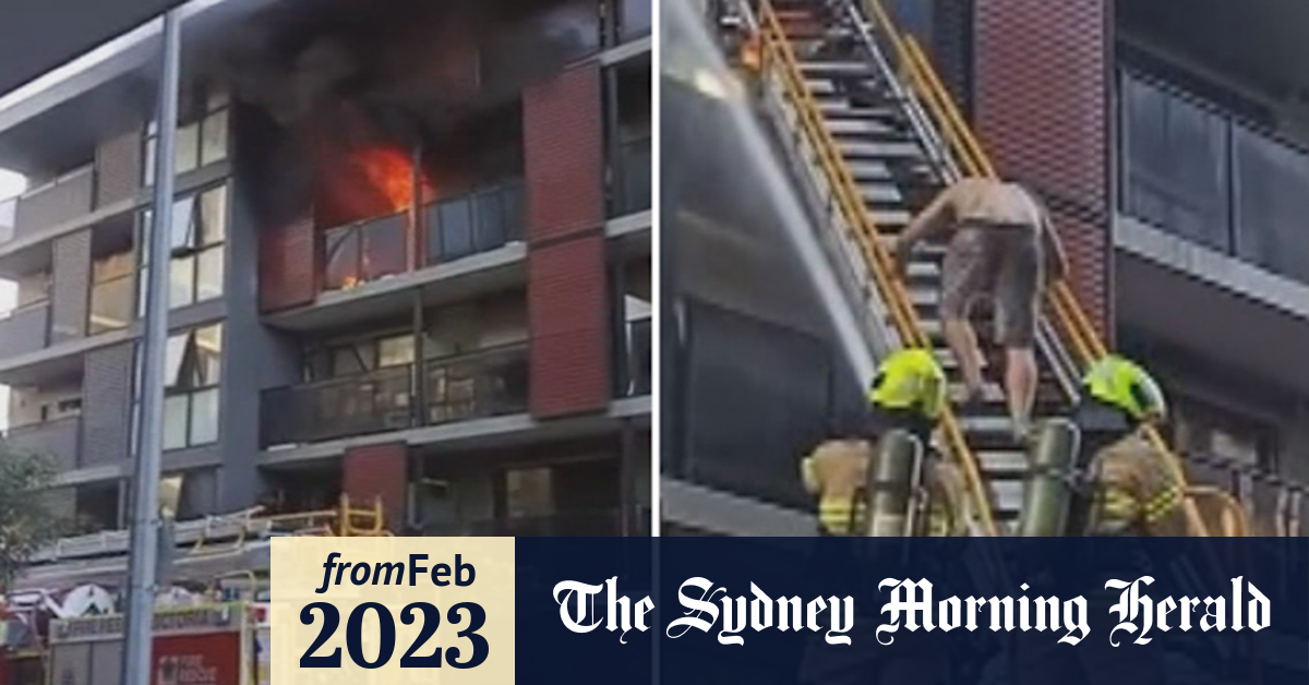 Video: Man rescued from balcony in Melbourne