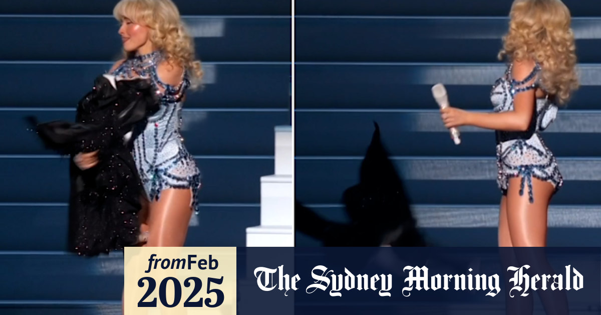 Video: Cheeky quip in Sabrina Carpenter's dazzling performance