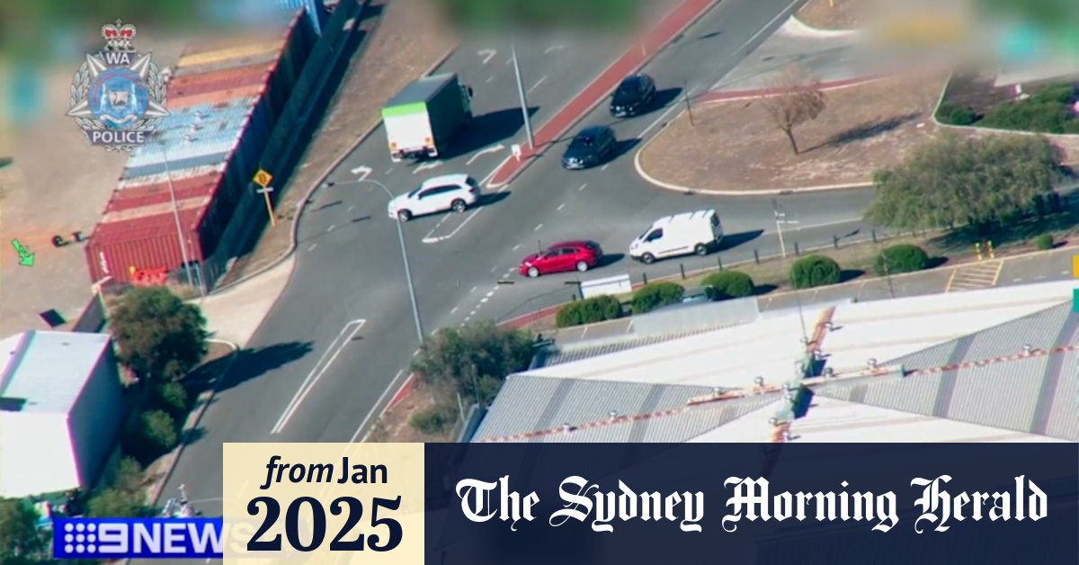 Video: High-speed police chase in Inglewood