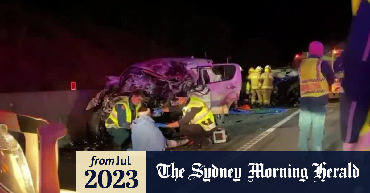 Video: Police investigate horror triple fatal Queensland crash