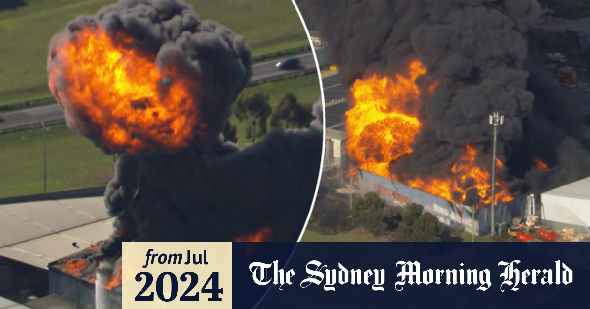 Video: Explosion sparks major factory fire in Melbourne