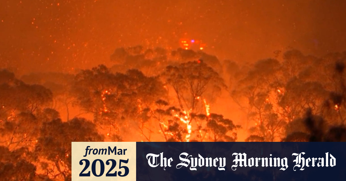 Video: Warning as out-of-control bushfire burns near homes in Melbourne ...