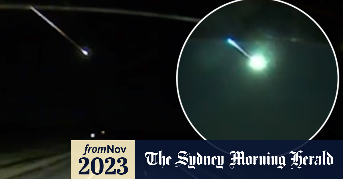 Video: Meteor lights up the sky above Perth