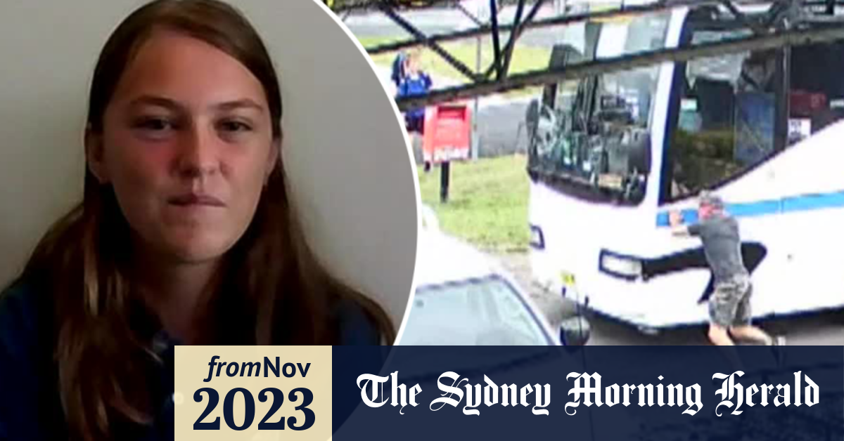 Video: Hero teen stops runaway bus from crashing