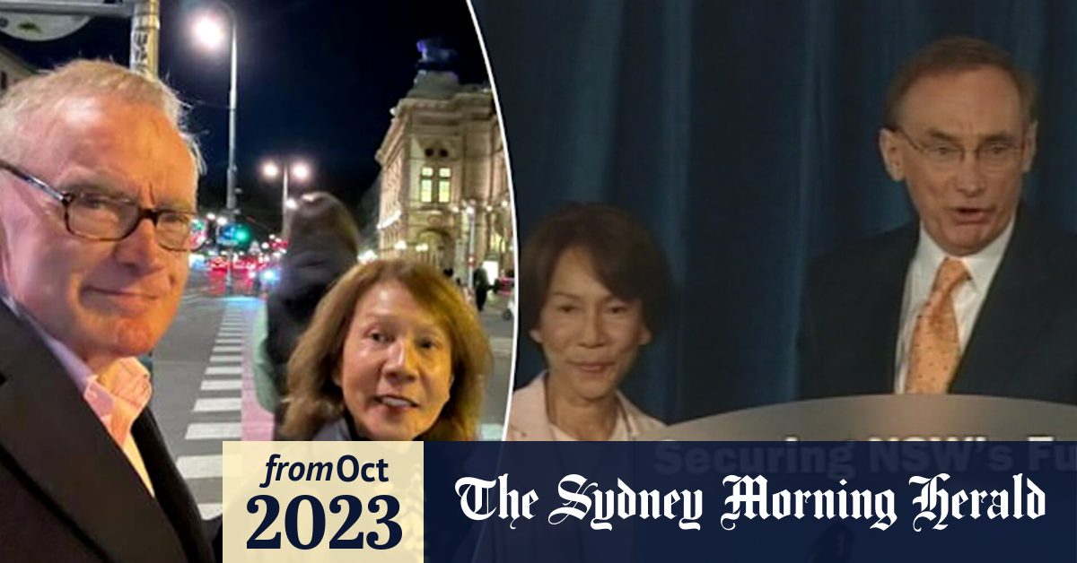 Video: Former NSW Premier Bob Carr announces death of his wife of 50 years