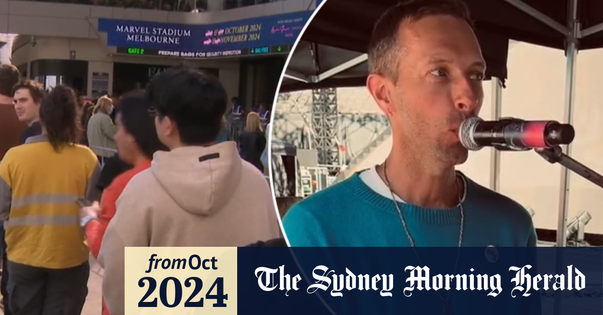 Video: Thousands flock to Melbourne stadium for first sold-out Coldplay ...