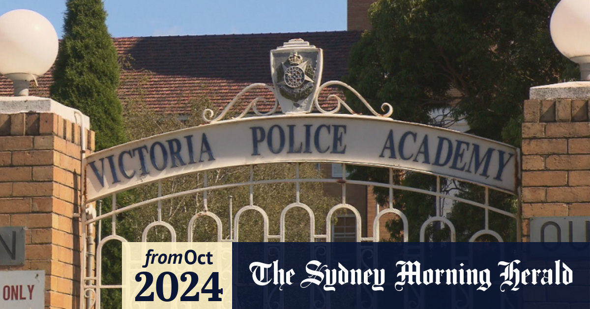 Video: Victoria Police sergeant suspended after alleged Nazi Salute