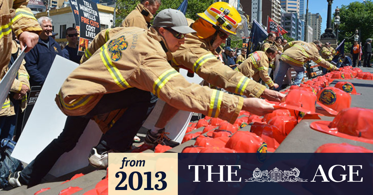 Video: Firefighters protest budget cuts