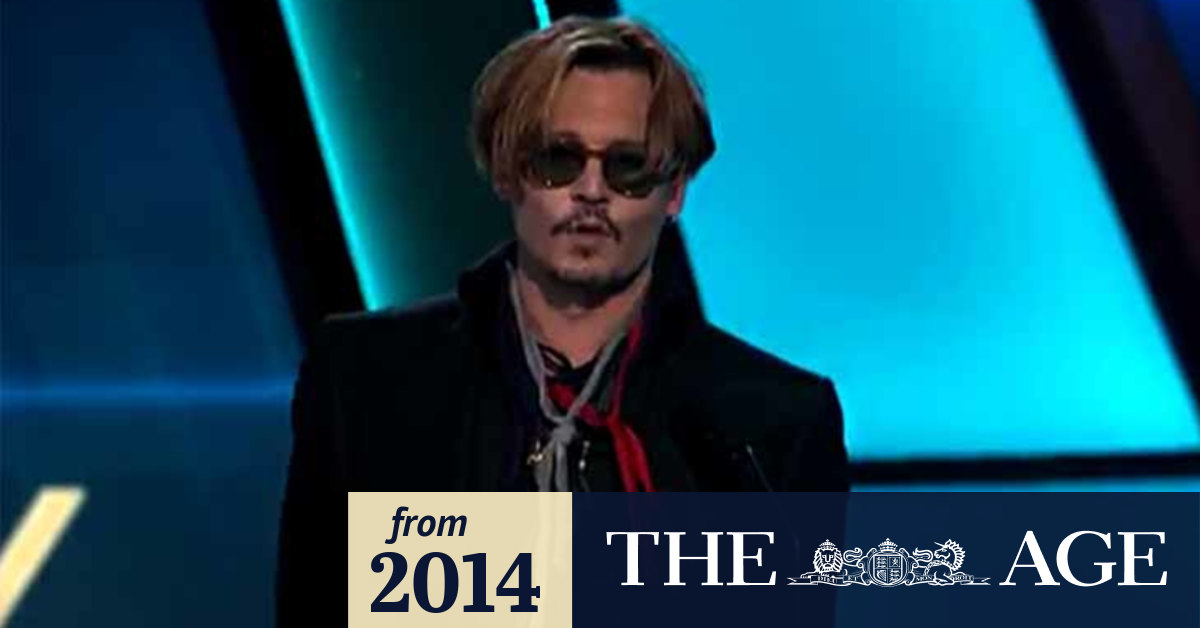 Video: Johnny Depp drunk on stage?