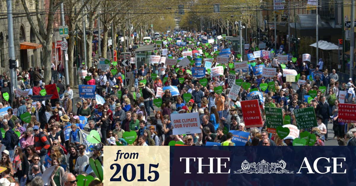 Thousands gather at Melbourne CBD rally ahead of Paris climate summit