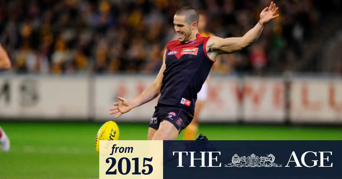 Port Melbourne coach Gary Ayres urges Essendon to back off