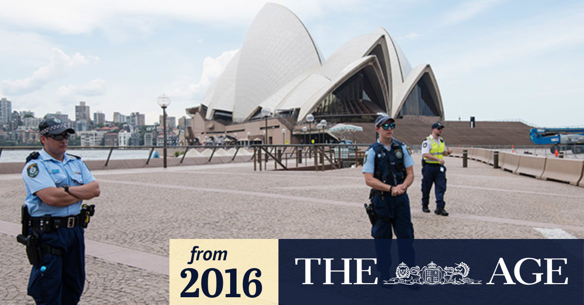 Video: Sydney Opera House evacuated