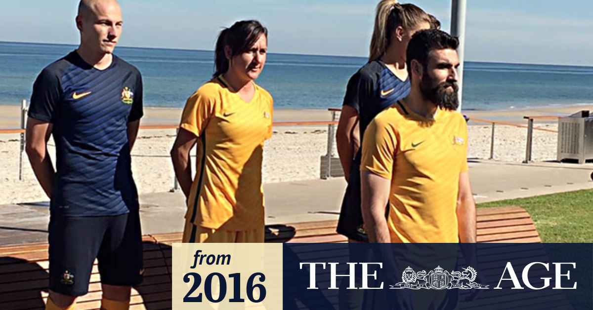 Video: Socceroos show off new uniform