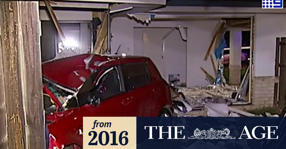 Video: Car ploughs through house