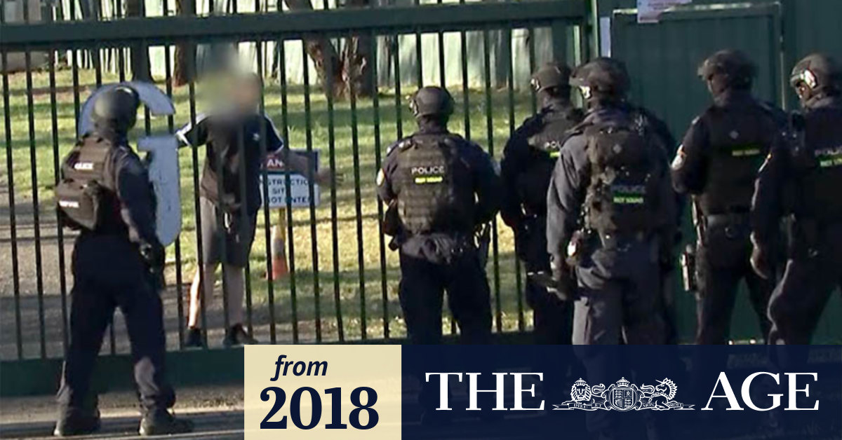 Video: Man arrested at Gypsy Joker clubhouse over alleged kidnapping ...