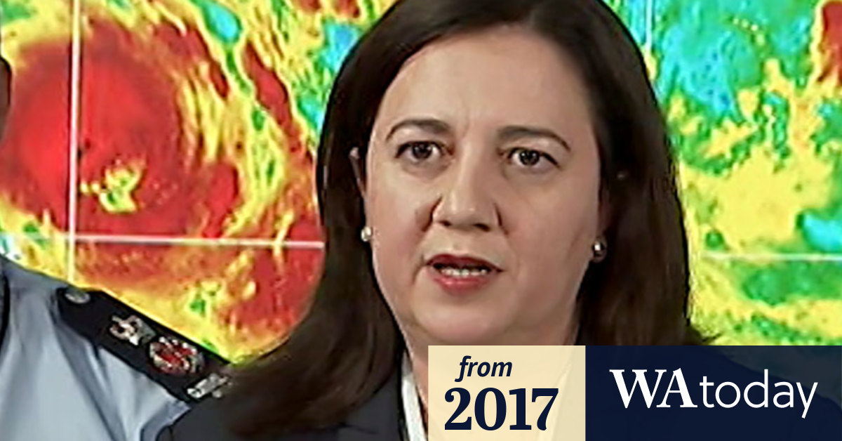 Video: Cyclone Debbie: Mackay residents urged to evacuate