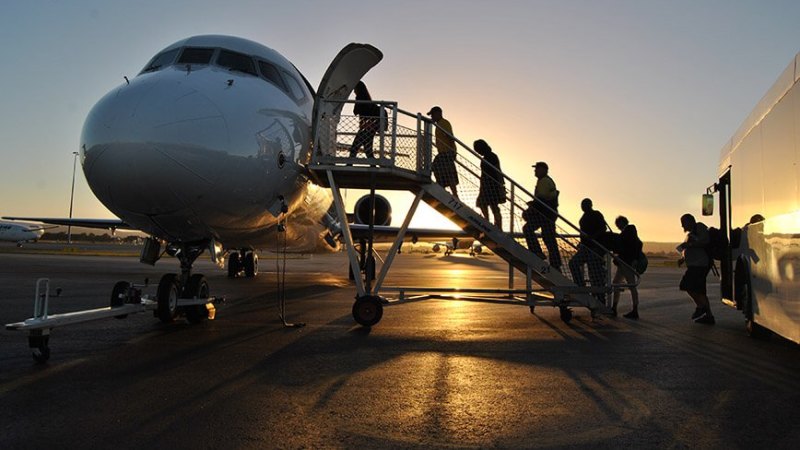 Perth airport to get third runway?