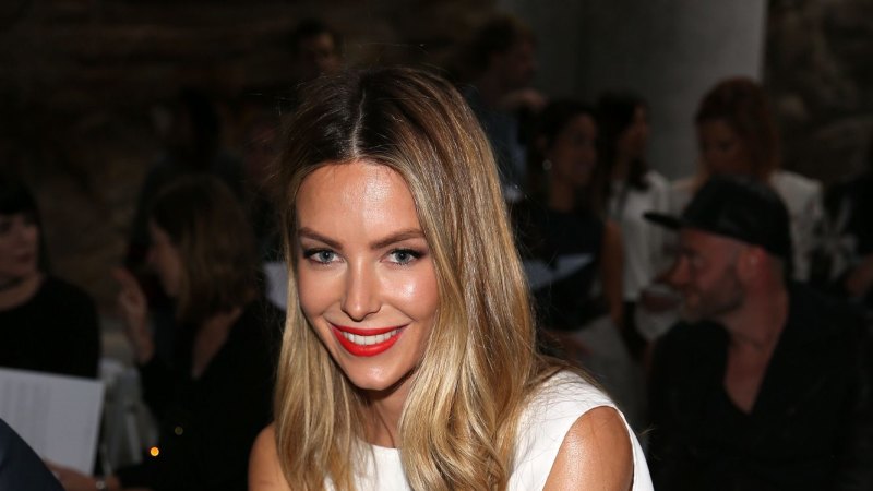 Jennifer Hawkins signs on as the face of Myer for another two years