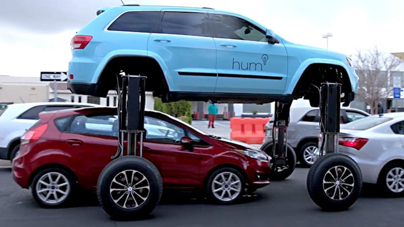 Video: Hum Rider jeep rises above traffic