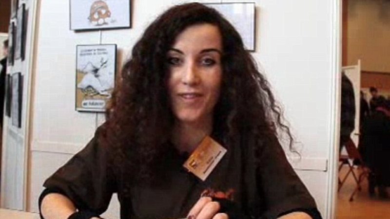 Charlie Hebdo cartoonist Corinne Rey forced to let the gunmen in