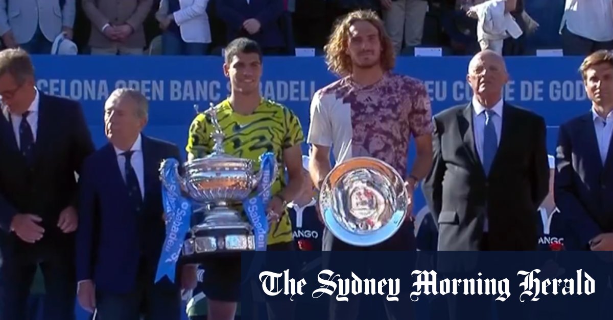 Video: Alcaraz celebrates Barcelona victory