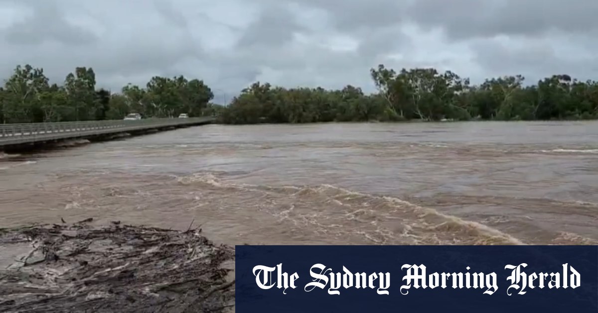 Fitzroy Crossing in WA in the grips of record-breaking flood | Flipboard