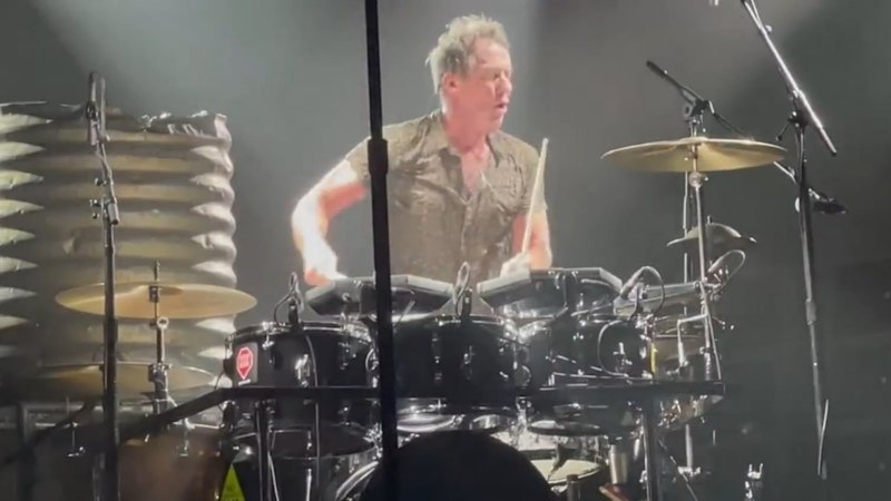 Legendary Australian drummer Rob Hirst dies after cancer battle