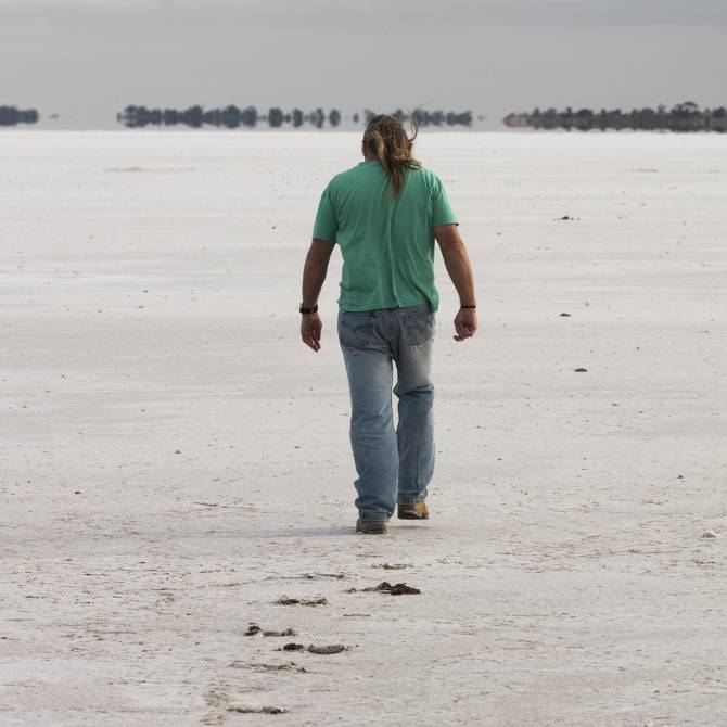 'Less than lovely': what Tim Winton learnt about today's men while surfing