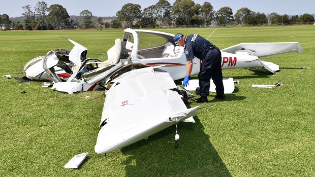 Two men die in light plane crash at Scenic Rim