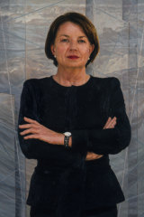 Julie Fragar on the art of depicting politics