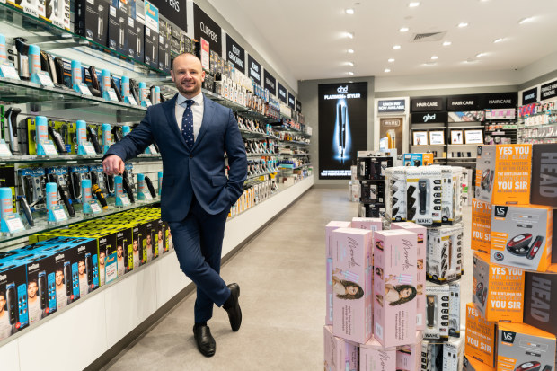 Shaver Shop profit; retailer expects to win from the bad mullet effect