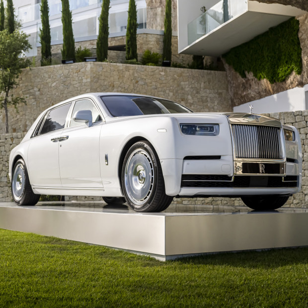 rolls royce phantom 8
