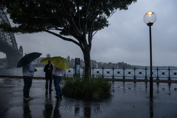 Sydney weather: Rain to boost August total but warm, dry Spring is ahead