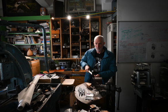 Plan to save the Nicholas Building in Melbourne: details