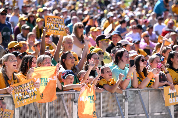 Qld declared the ‘new heart of football’ as Matildas given keys to the city