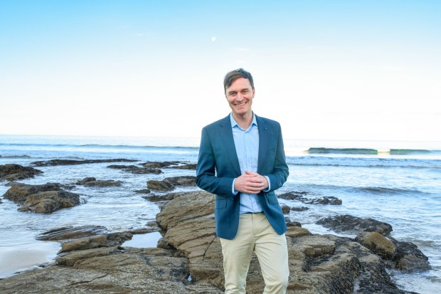 Federal election: Offshore wind scrambles Climate 200-backed candidate ...