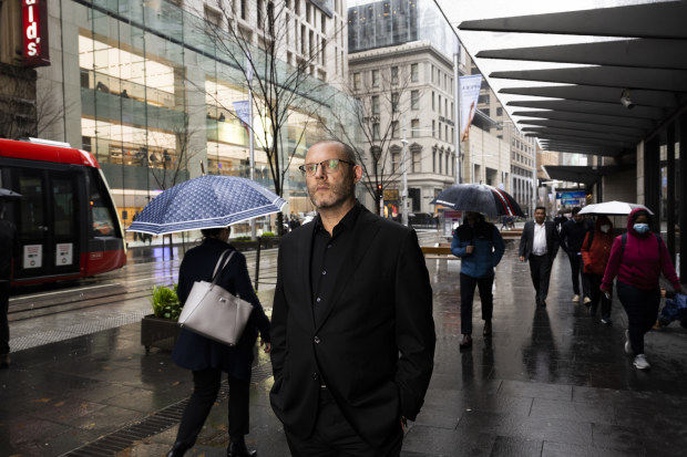 Nuix CEO Jonathan Rubinsztein unaware of takeover bid when buying shares