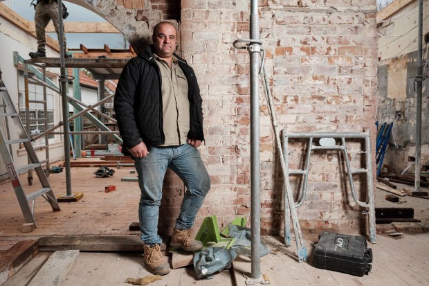 JB Hi-Fi CEO Terry Smart says some renovators are having a rethink ...