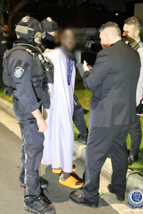 Alleged hitman arrest for allegedly killing cocaine kingpin and ...