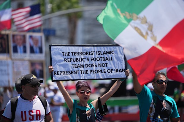 US politics, Iran war LIVE updates: Trump in bizarre encounter with ...