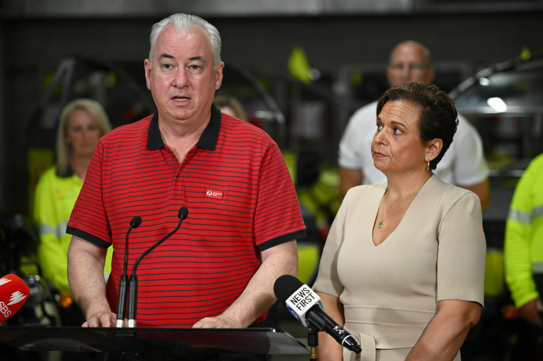 Australia Post CEO Paul Graham secures letter delivery reprieve where ...