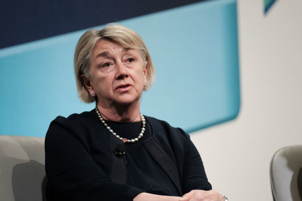 APRA calls out worst performing, highest fee super funds such as BT ...