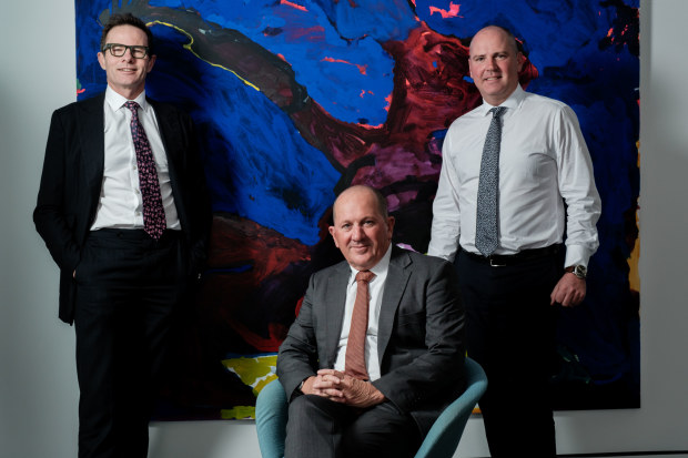 Ex-UBS trio Richard Hunt, Steve Hawkins, Ian Holmes join crowded ...