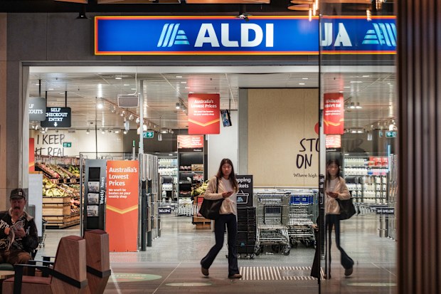 ACCC hits Aldi veg suppliers with court action over price fixing ...