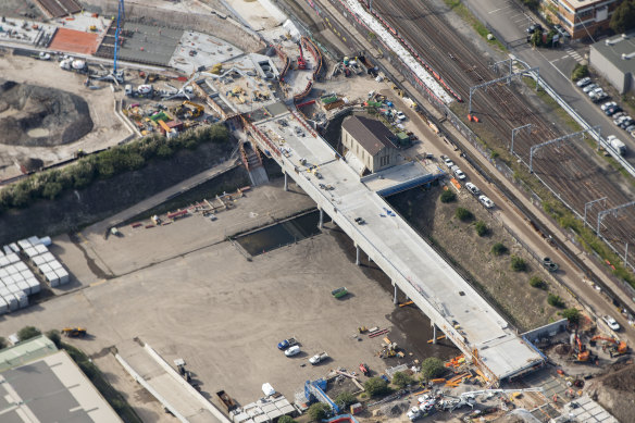 Disruptive Metro line is unnecessary and unwanted