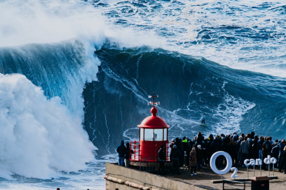 world's biggest wave surfed