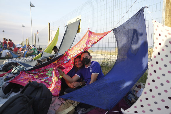 Crowd of 1.5 million brave heat to see the Pope