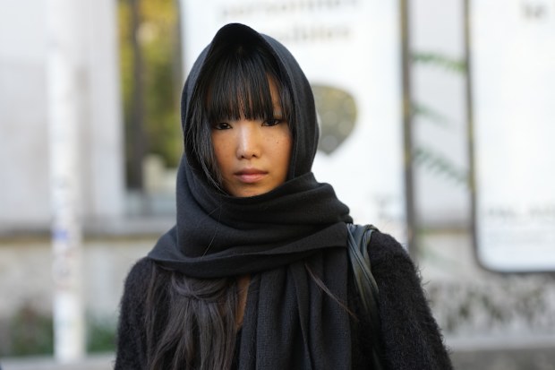 Head Scarf style hack: Two-second hack celebrities like Kendall Jenner ...