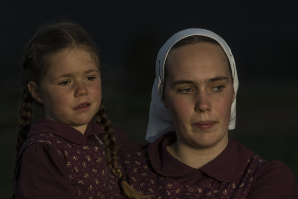 Meet the McCallums, one of Australia's few Amish families