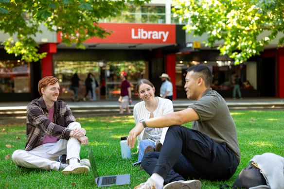 There are many pathways into university
